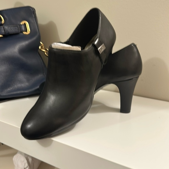 Anne Klein | Shoes | New In Box Ak Seabed Black 7 2 Booties | Poshmark